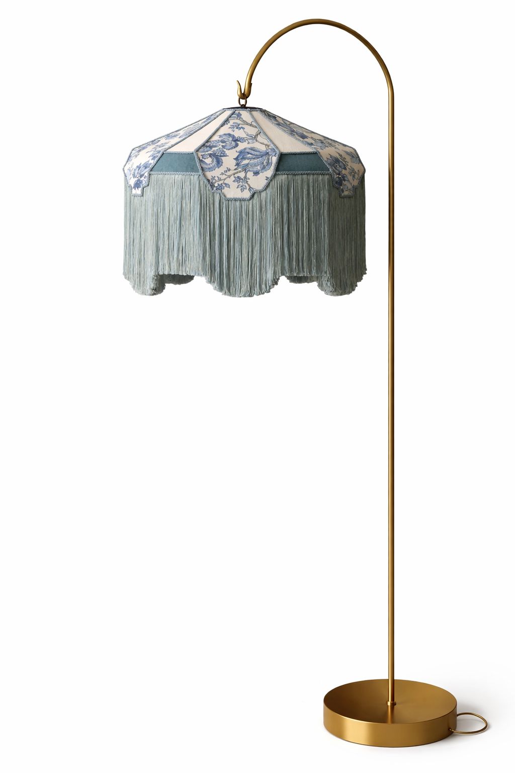 CELINE Floor Lamp – Carvings